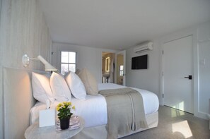 Book White Moose Inn in Washington | Hotels.com