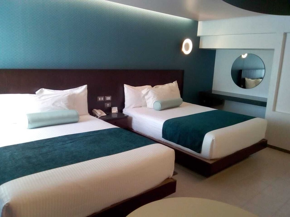 Hotel Balneario Parque Acuático La Caldera: AU$168 Deals & Reviews ...