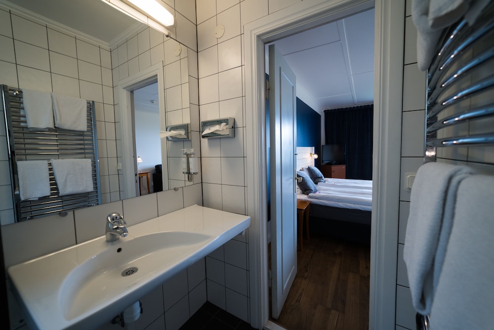 Hotel Gyllene Uttern i Gränna : priser & recensioner hos mrjet.se