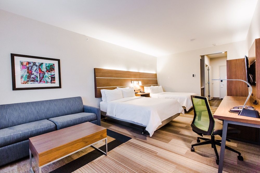 Holiday Inn Express & Suites West Edmonton - Mall Area, an IHG Hotel in ...