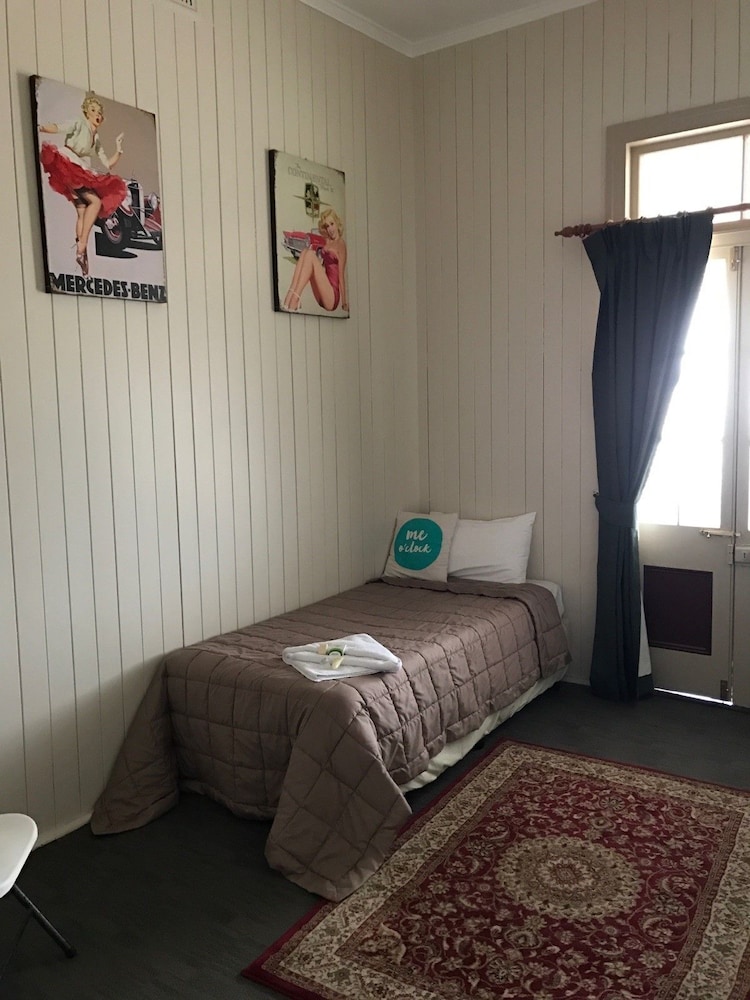Exchange Hotel Toogoolawah: AU$38 Deals & Reviews (Toogoolawah, AUS ...
