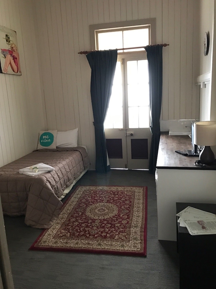 Exchange Hotel Toogoolawah: AU$38 Deals & Reviews (Toogoolawah, AUS ...