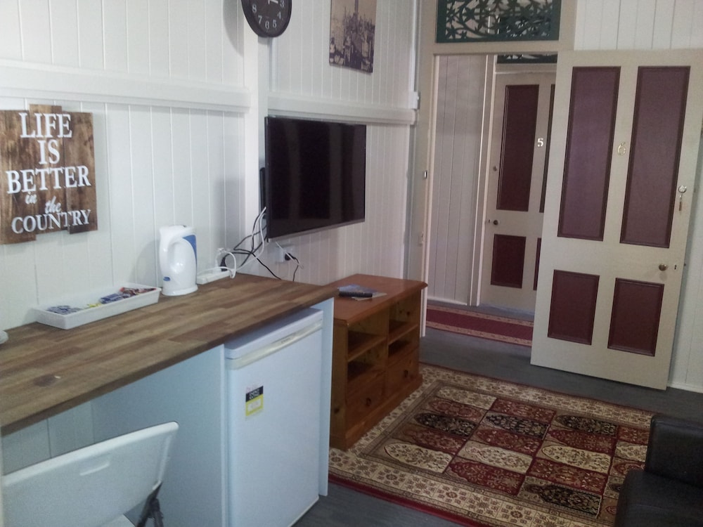 Exchange Hotel Toogoolawah: AU$38 Deals & Reviews (Toogoolawah, AUS ...