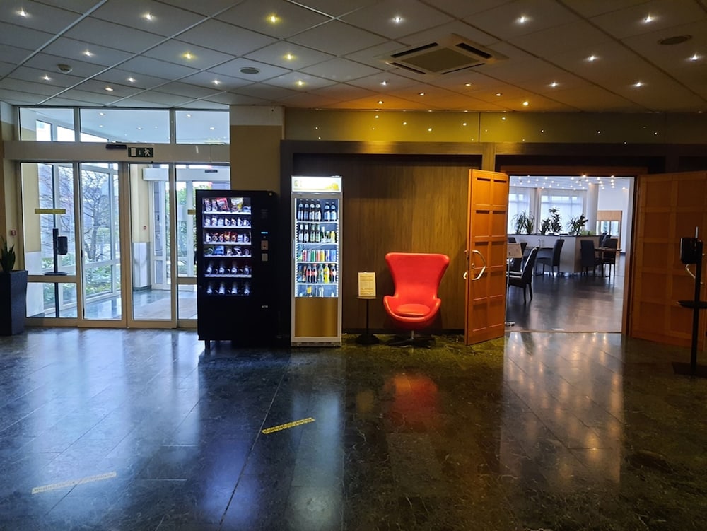 Airways Hotel Frankfurt Airport West , Frankfurt: $87 Room Prices ...