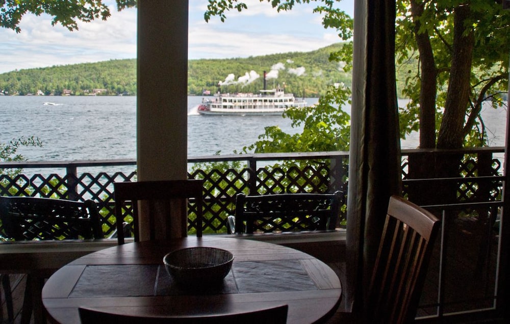 Sun Castle Resort, Lake George: $199 Room Prices & Reviews | Travelocity