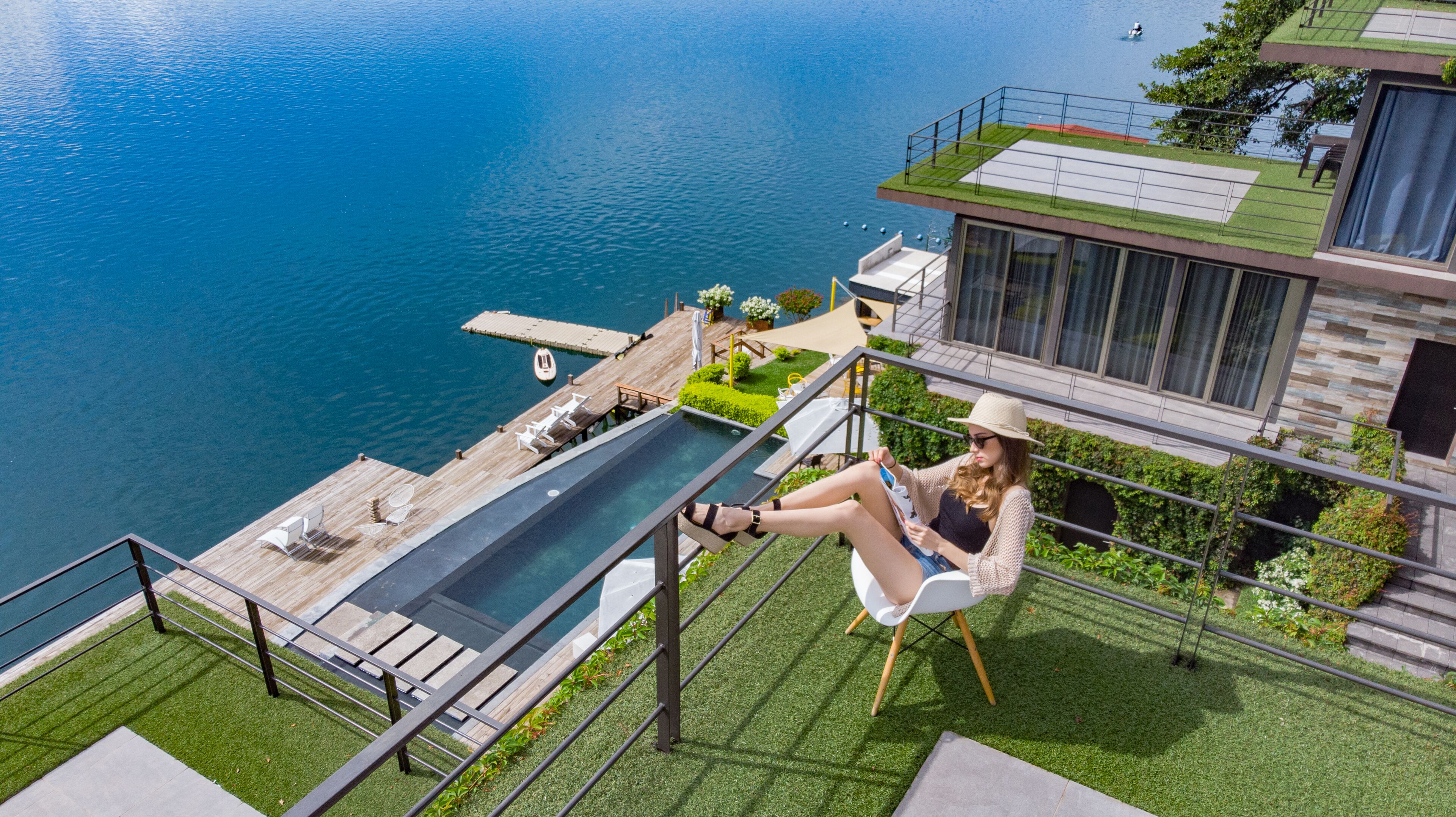 Cardedeu Residence Coatepeque: Book Hotel Lago de Coatepeque Cardedeu ...