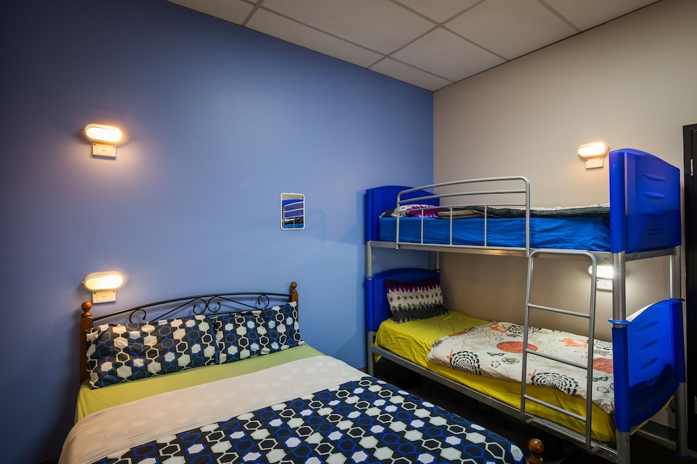 Blue Galah Backpackers Hostel, Australia | Australian Accommodation