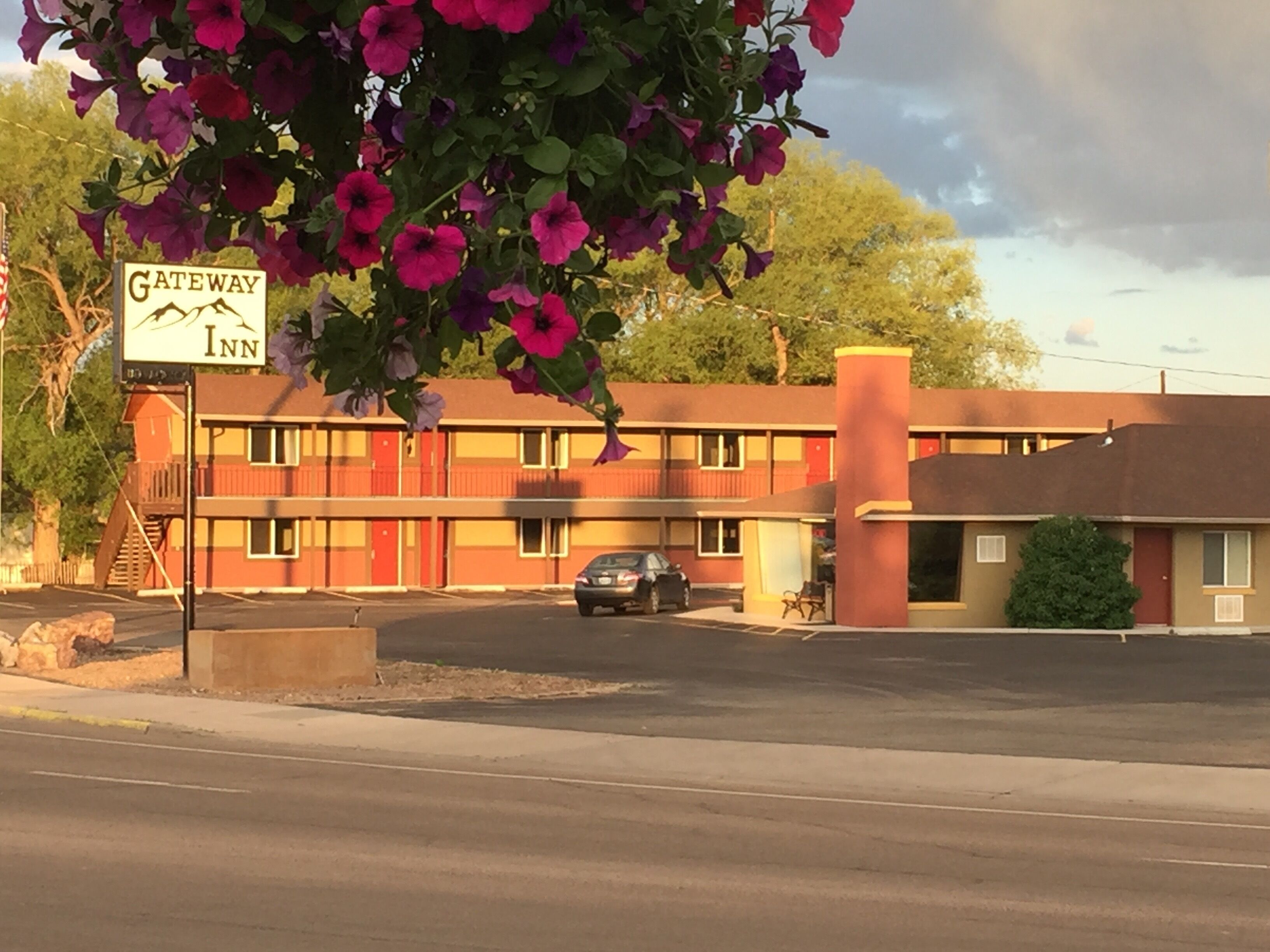 Gateway Inn in Lyman, WY | Expedia