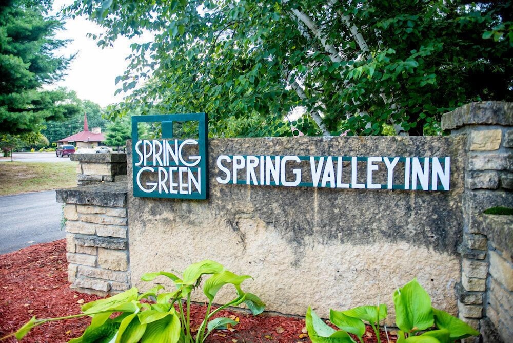 Spring Valley Inn in Arena | Best Rates & Deals on Orbitz