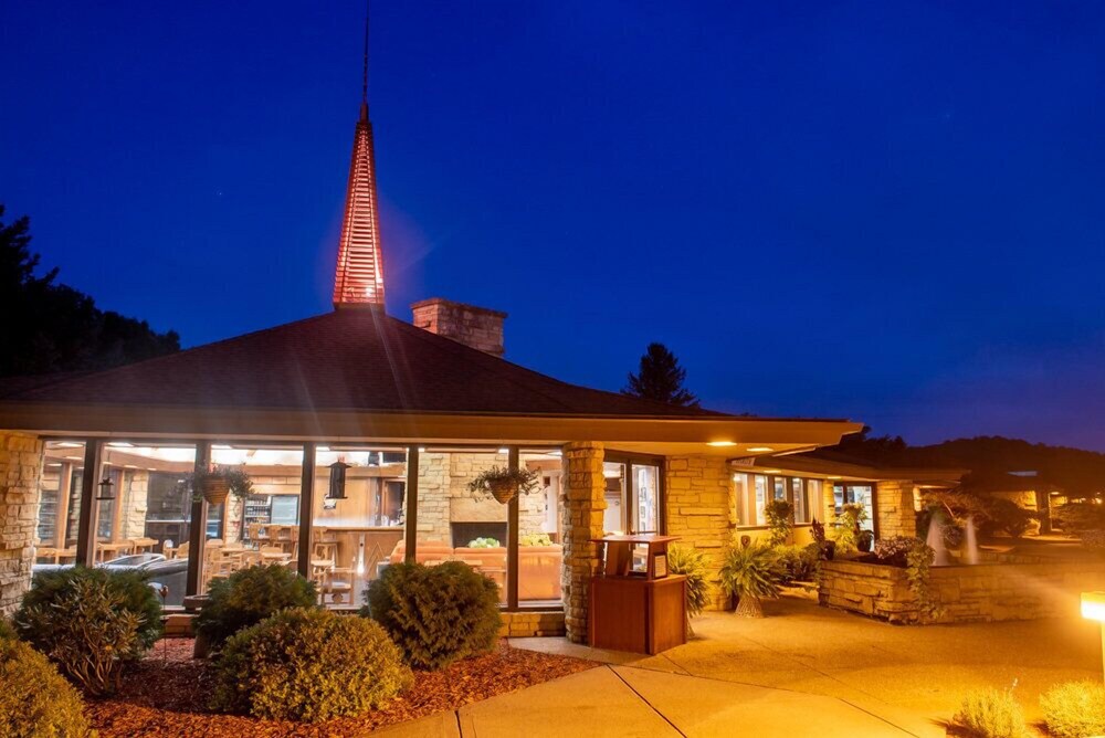 Spring Valley Inn in Arena | Best Rates & Deals on Orbitz