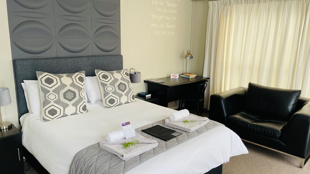 Plattekloof Premium Lodge: AU$70 Deals & Reviews (Cape Town, ZAF) | Wotif