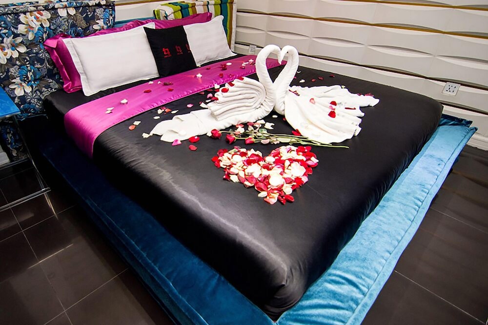 Luks Lofts Hotel & Residences Deals & Reviews (Batangas City, PHL) | Wotif