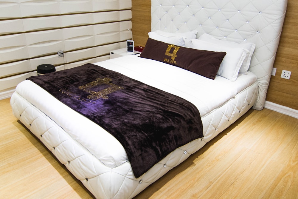 Luks Lofts Hotel & Residences Deals & Reviews (Batangas City, PHL) | Wotif