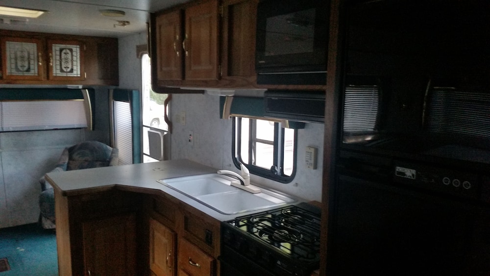 Lake Isabella RV Resort, Lake Isabella: $60 Room Prices & Reviews ...