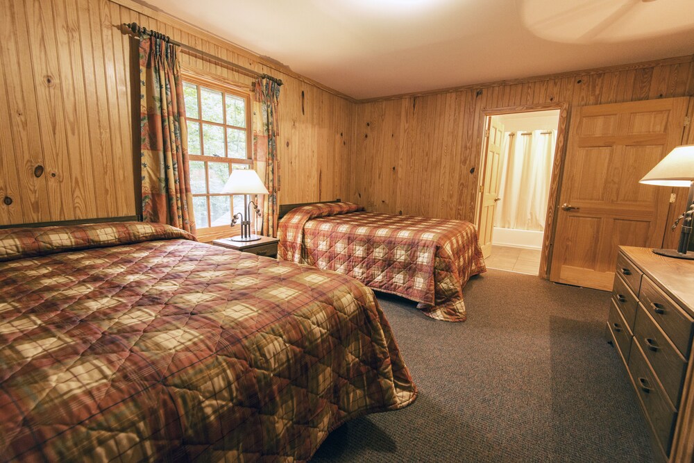 Natural Bridge State Resort Park in Slade | Best Rates & Deals on Orbitz