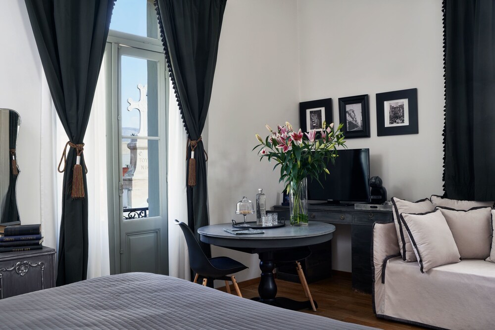 Emporikon Athens Hotel: Deals & Reviews (Athens, GRC) | Wotif