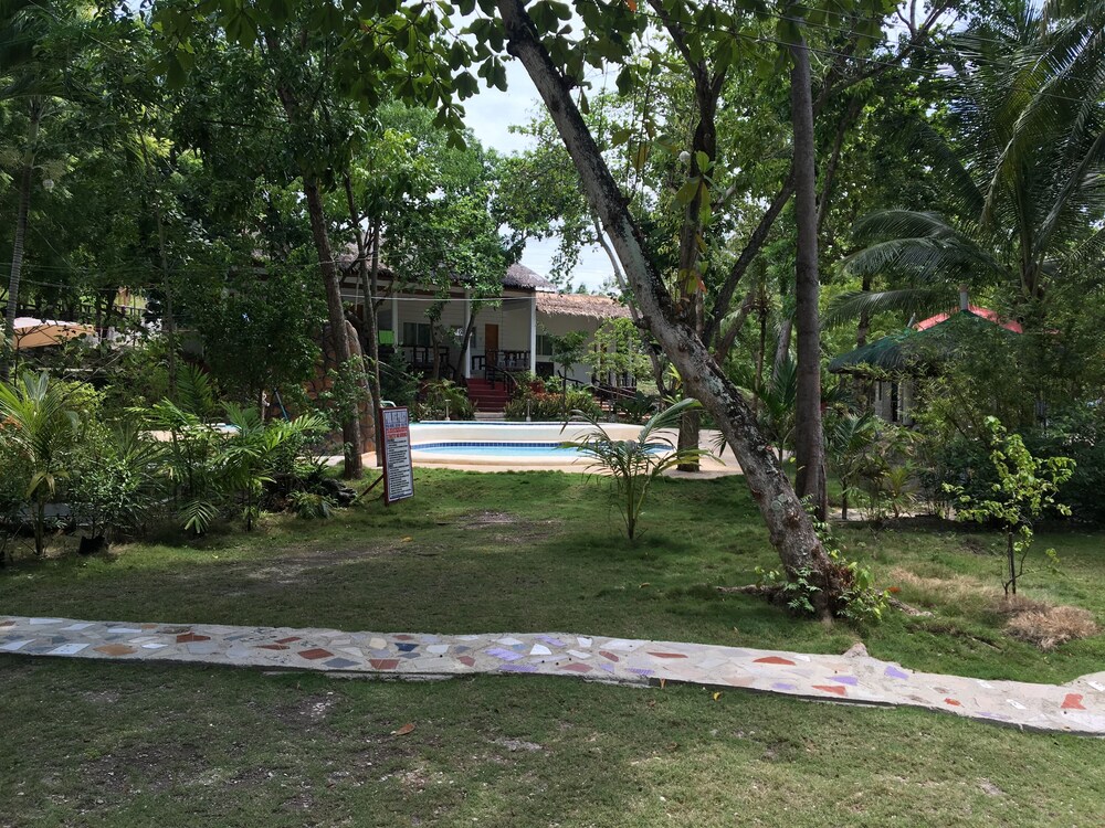 Santander Pebbles Beach Resort: AU$53 Deals & Reviews (Santander, PHL ...