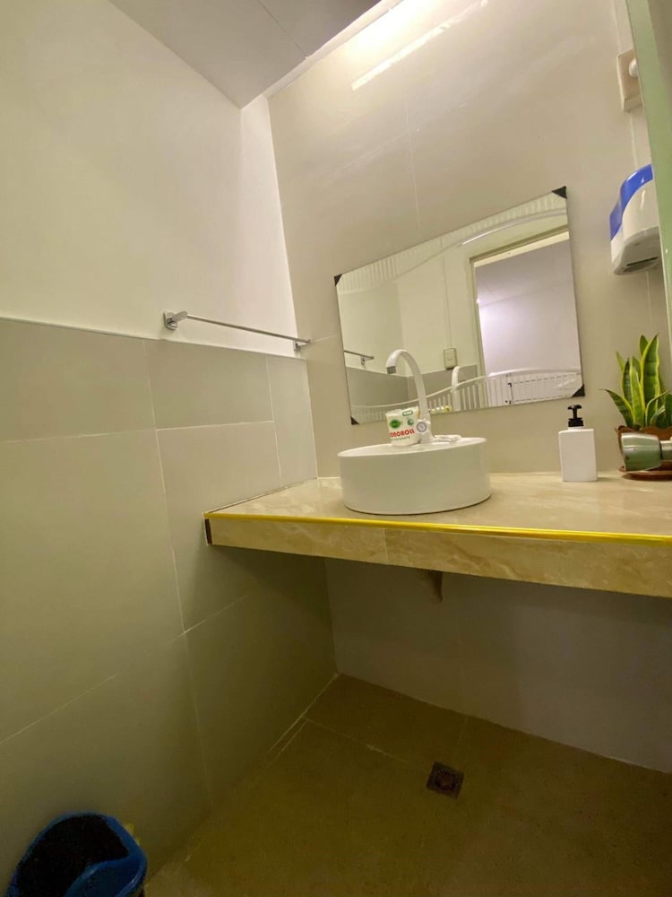 Santander Pebbles Beach Resort: AU$53 Deals & Reviews (Santander, PHL ...