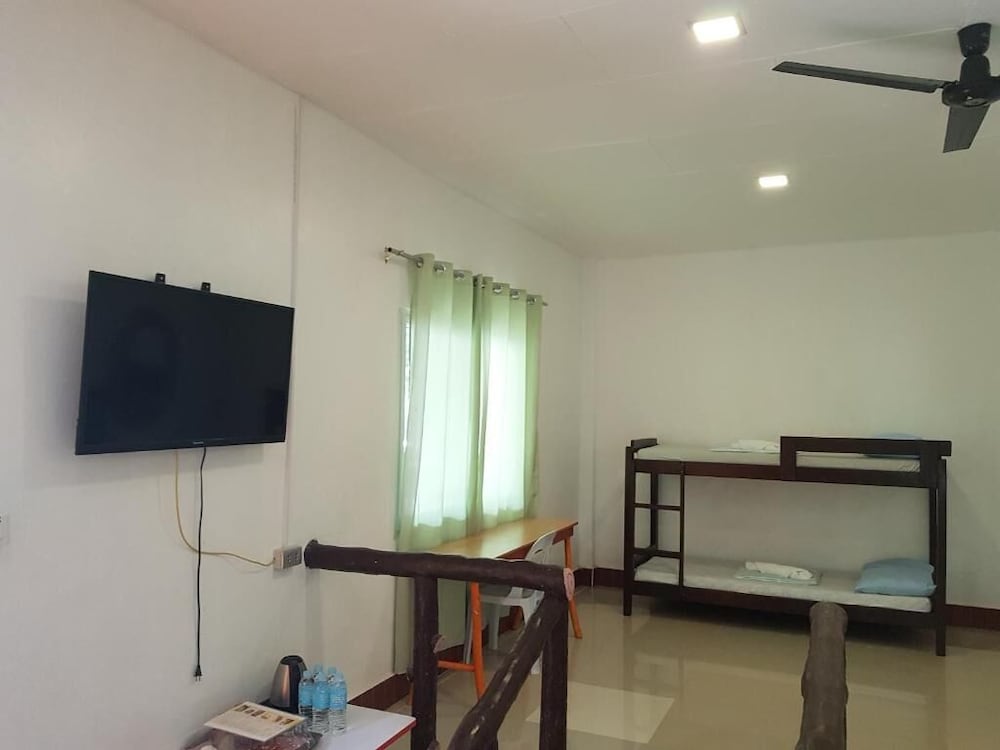 Santander Pebbles Beach Resort: AU$53 Deals & Reviews (Santander, PHL ...