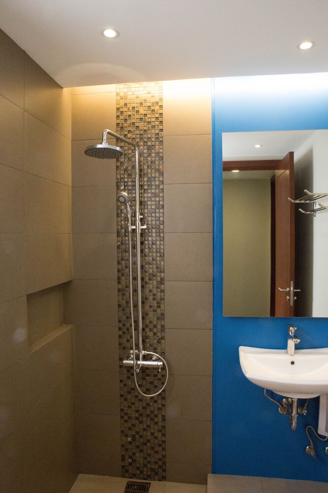 Karancho Beach House in Lapu-Lapu | Best Rates & Deals on Orbitz