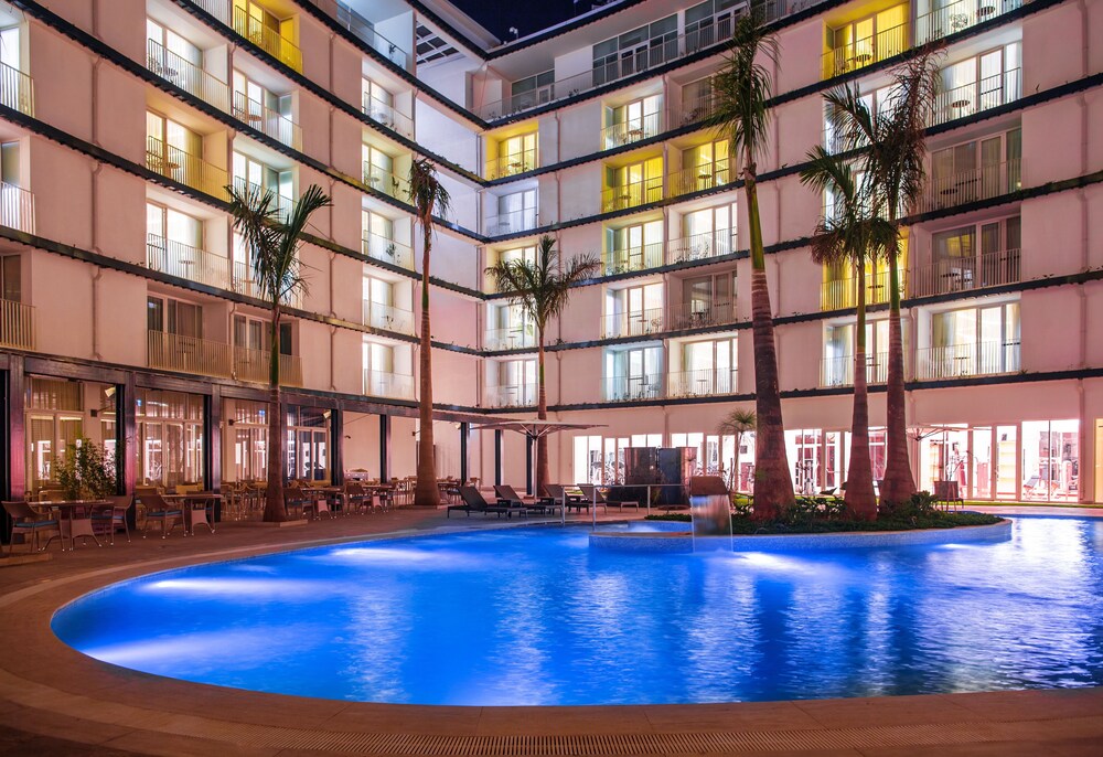 Radisson Blu Hotel & Convention Centre, Kigali: 2019 Room Prices $233 ...