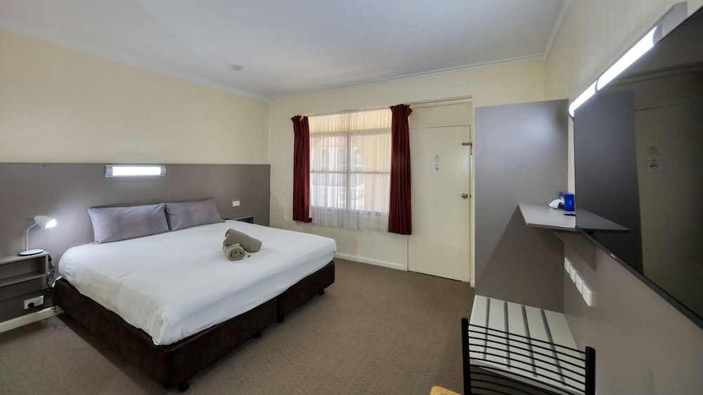 Bishops Lodge Narrandera: AU$123 Deals & Reviews (Narrandera, AUS) | Wotif