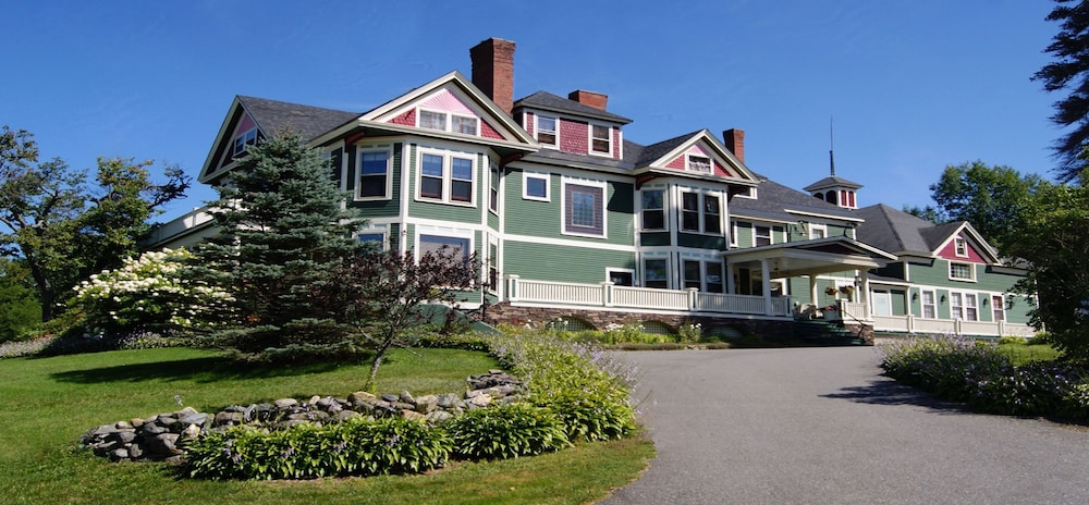 Greenville Inn at Moosehead Lake in Greenville | Best Rates & Deals on ...