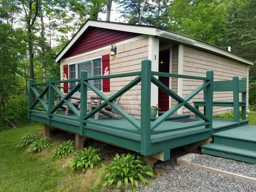 Greenville Inn at Moosehead Lake in Greenville | Best Rates & Deals on ...