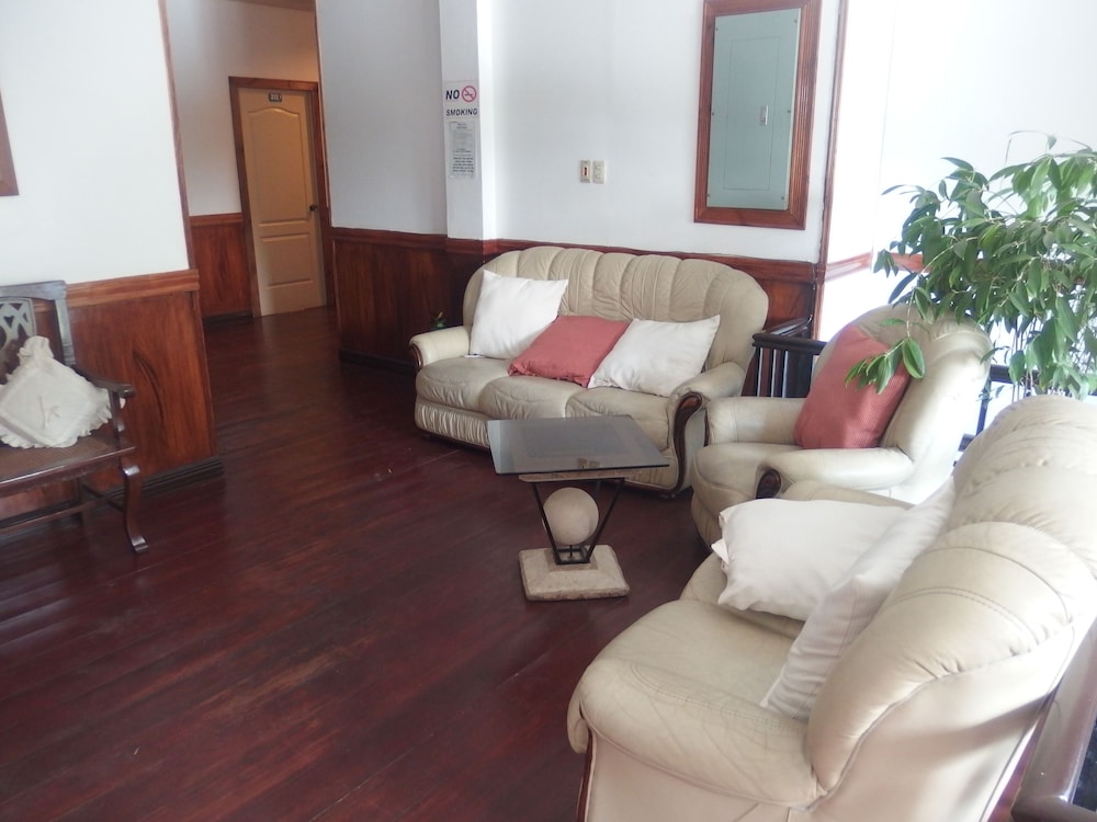 Jamont Hotel in Sipalay | Best Rates & Deals on Orbitz