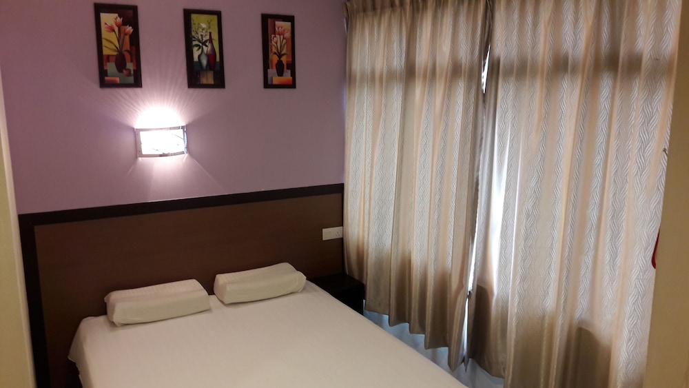 One Point Hotel - RH Plaza: AU$21 Deals & Reviews (Kuching, MYS) | Wotif