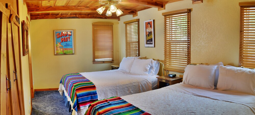Gruene Cottages in New Braunfels | Best Rates & Deals on Orbitz