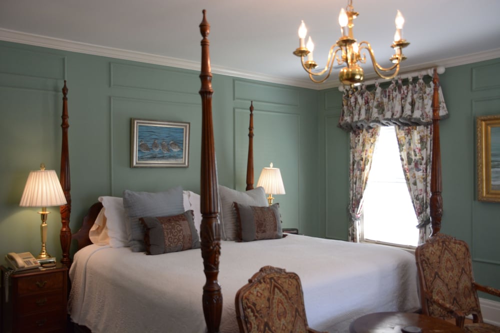 Bluff View Inn in Chattanooga | Best Rates & Deals on Orbitz