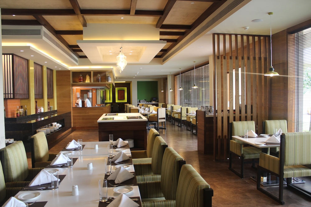 Radisson Blu Plaza Resort & Convention Centre Karjat: AU$110 Deals ...