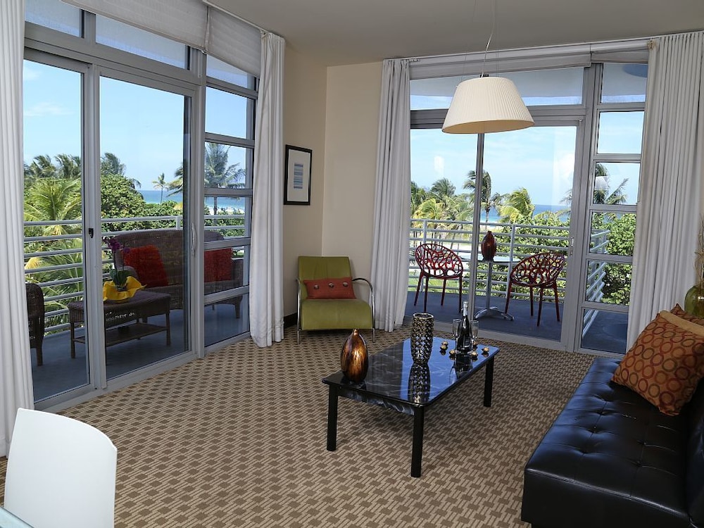 Strand Ocean Drive Suites in Miami | Best Rates & Deals on Orbitz