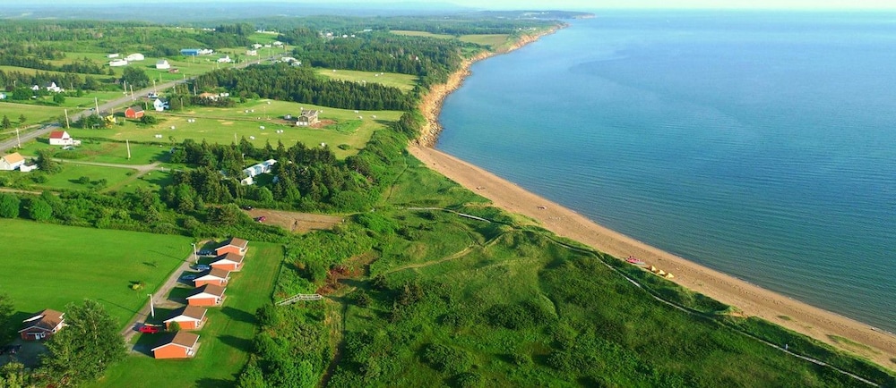 Lighthouse Cottages, Port Hood: Room Prices & Reviews | Travelocity