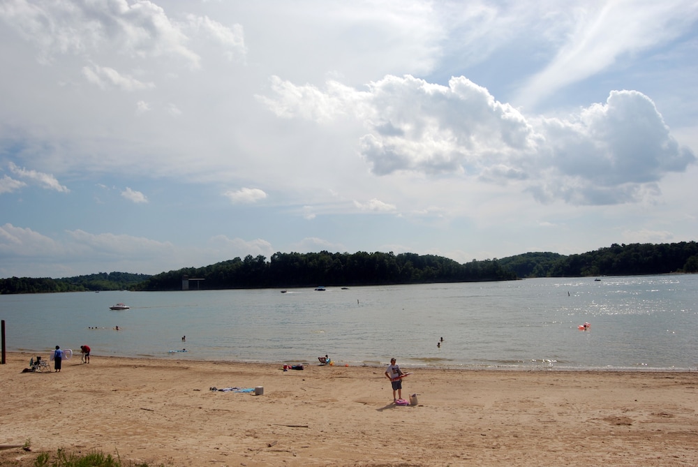 Barren River Lake State Resort Park in Lucas | Best Rates & Deals on Orbitz