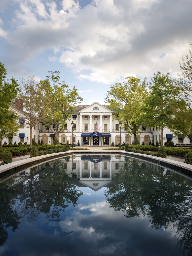 Williamsburg Inn, an official Colonial Williamsburg Hotel, Williamsburg ...