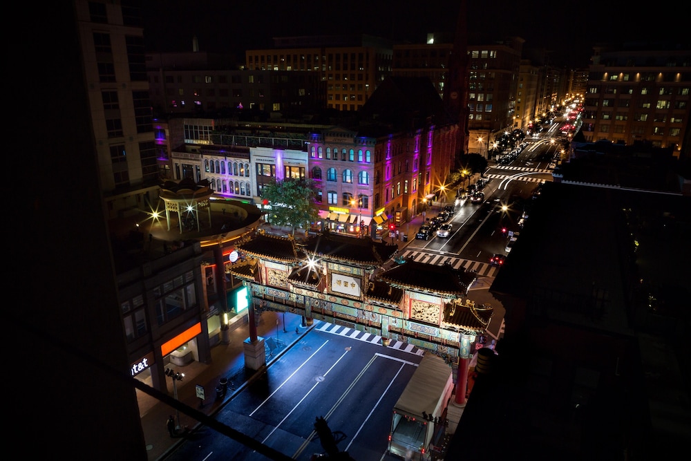 Motto by Hilton Washington DC City Center in Washington | Best Rates ...