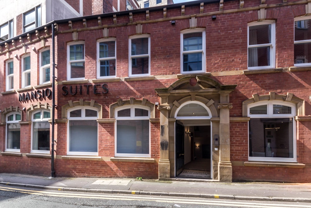 Mansio Suites Basinghall in Leeds | Best Rates & Deals on Orbitz