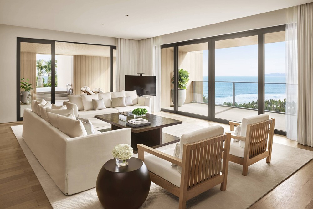 The Sanya EDITION, Sanya: $302 Room Prices & Reviews | Travelocity
