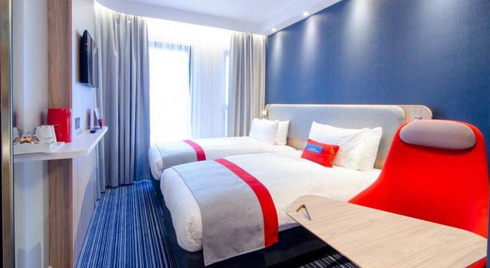 Holiday Inn Express Stockport, an IHG Hotel Deals & Reviews (Stockport ...