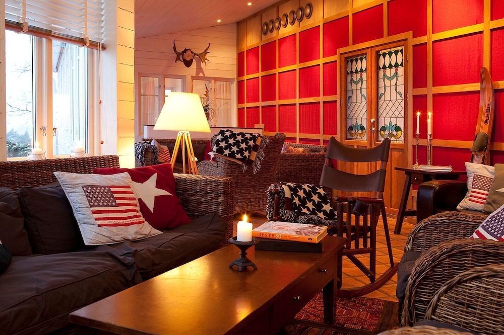 The Lodge, Genarp: Room Prices & Reviews | Travelocity