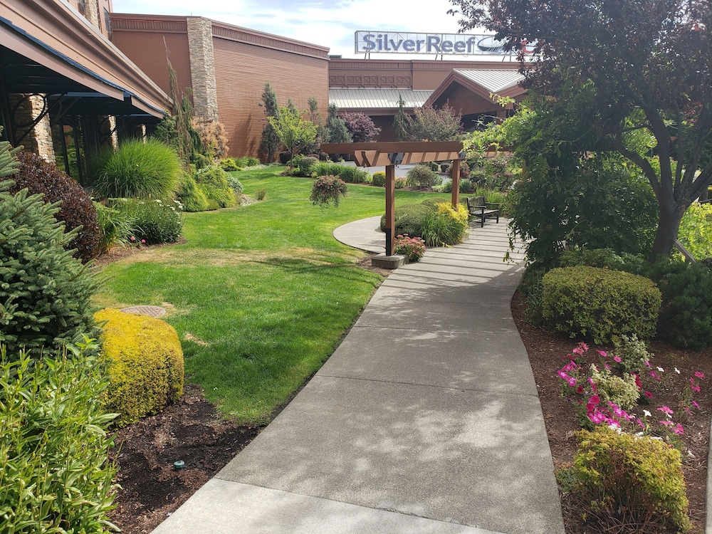 Silver Reef Casino Resort in Ferndale | Best Rates & Deals on Orbitz