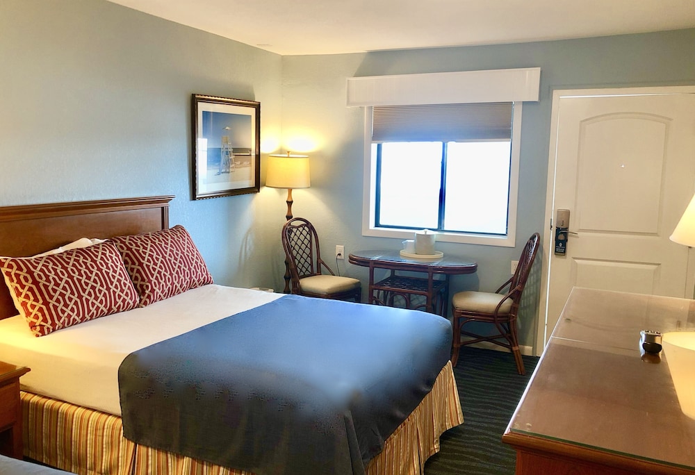 Atlantic View Hotel in Dewey Beach | Best Rates & Deals on Orbitz