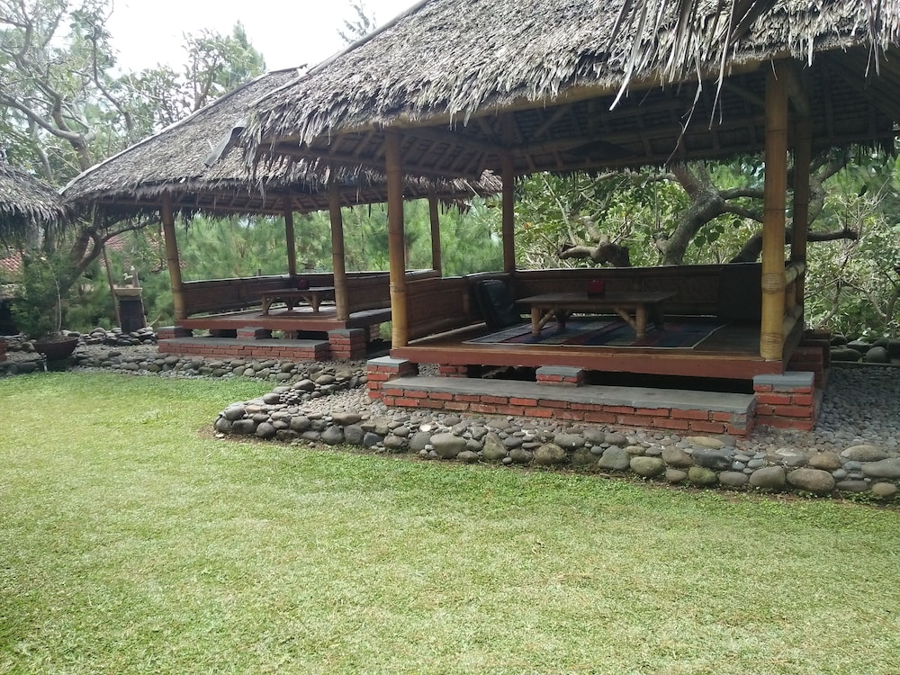 Bukit Alamanda Resort & Resto in Garut | Best Rates & Deals on Orbitz