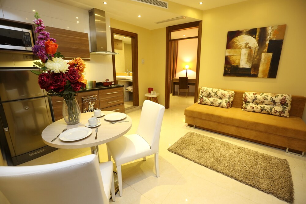Delora Hotel and Suites: AU$236 Deals & Reviews (Chtaura, LBN) | Wotif