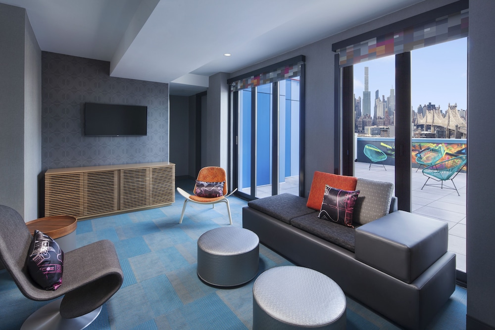 Aloft Long Island City - Manhattan View in New York | Best Rates ...