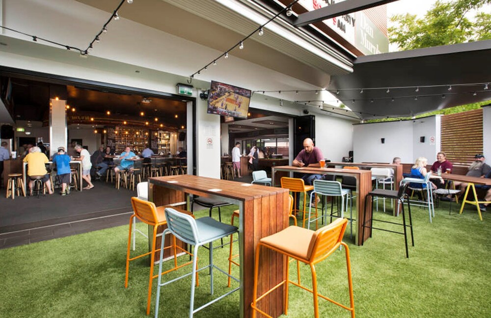 Nightcap at Caringbah Hotel in Sydney | Best Rates & Deals on Orbitz