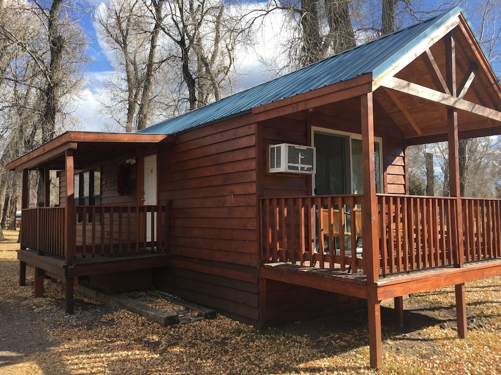 Chama River Bend Lodge in Chama | Best Rates & Deals on Orbitz