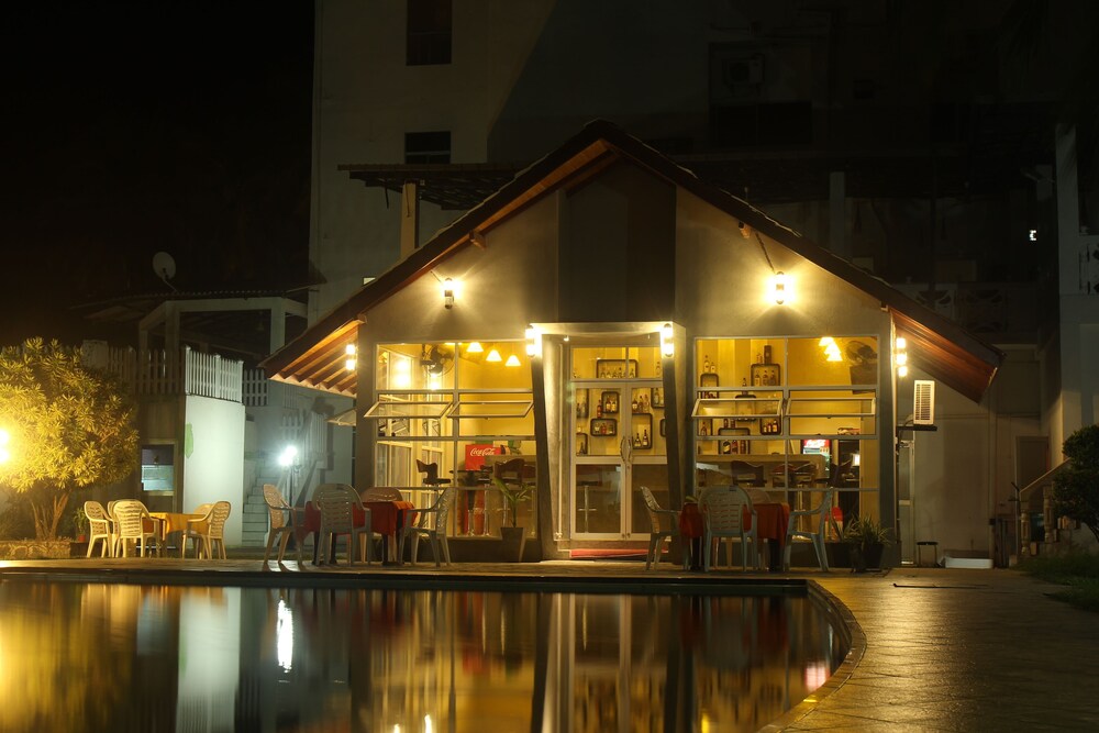 Navro Beach Resort in Panadura | Best Rates & Deals on Orbitz